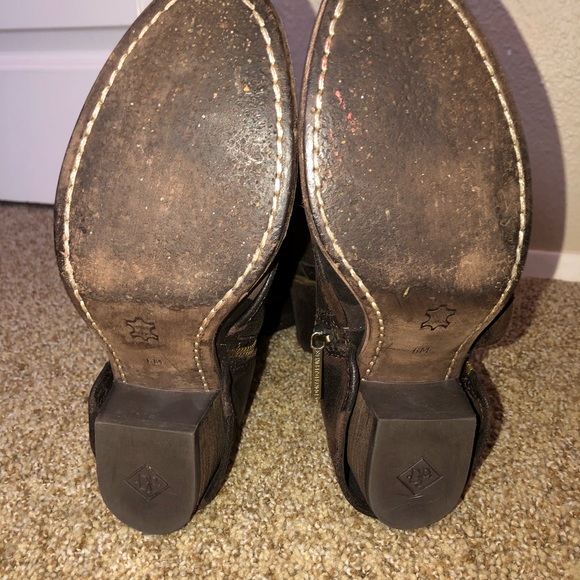 Donald J. Pliner | Shoes | Donald J Pilner Vero Cuoio Boots Size 6 ...